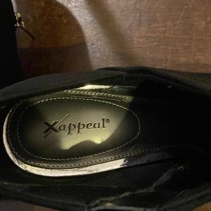 Xappeal | Shoes | Gorgeous Xappeal Size 95 Medium Black Velvet Ankle ...